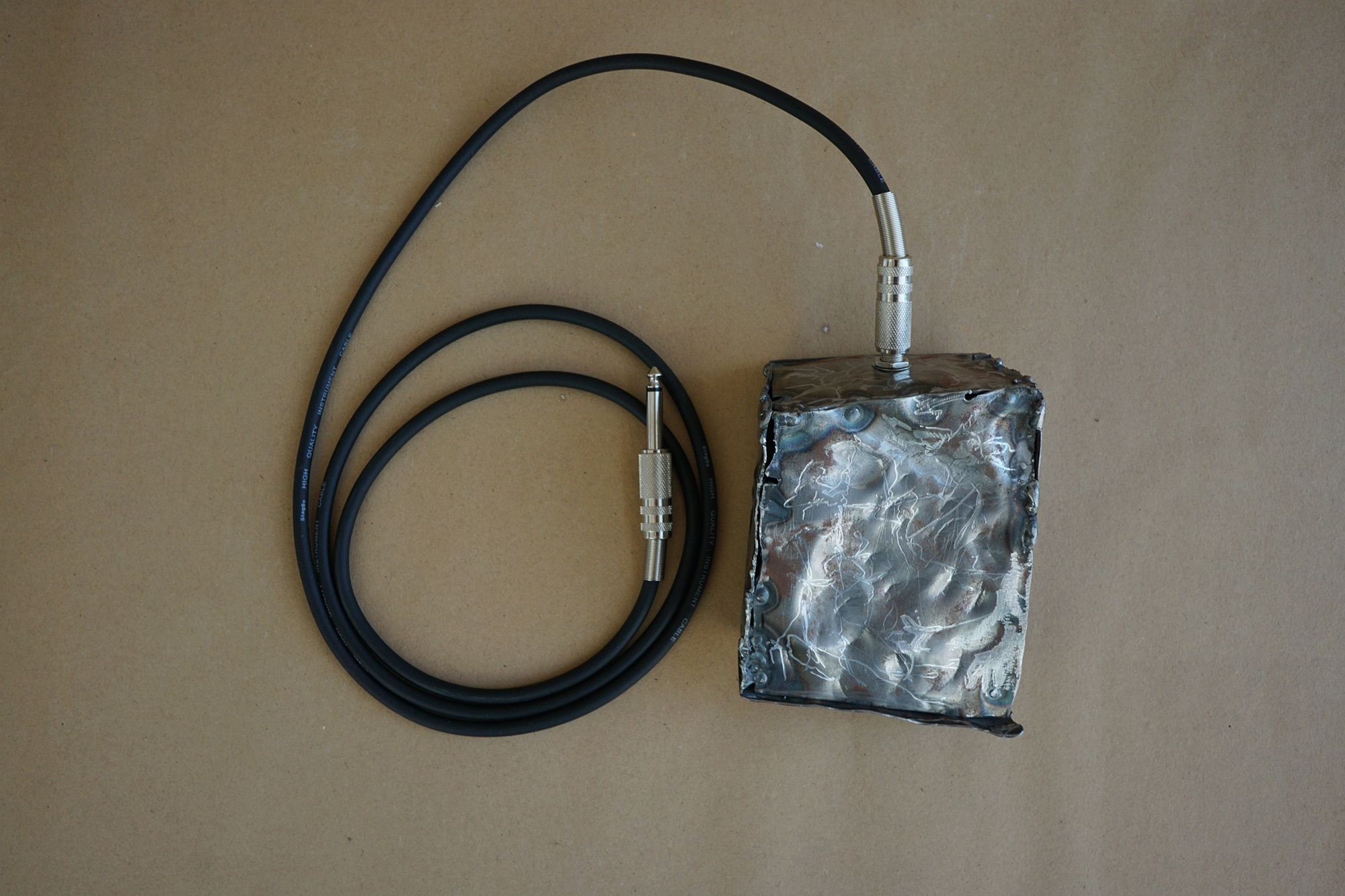 Noise Shaker Box - School of Form
